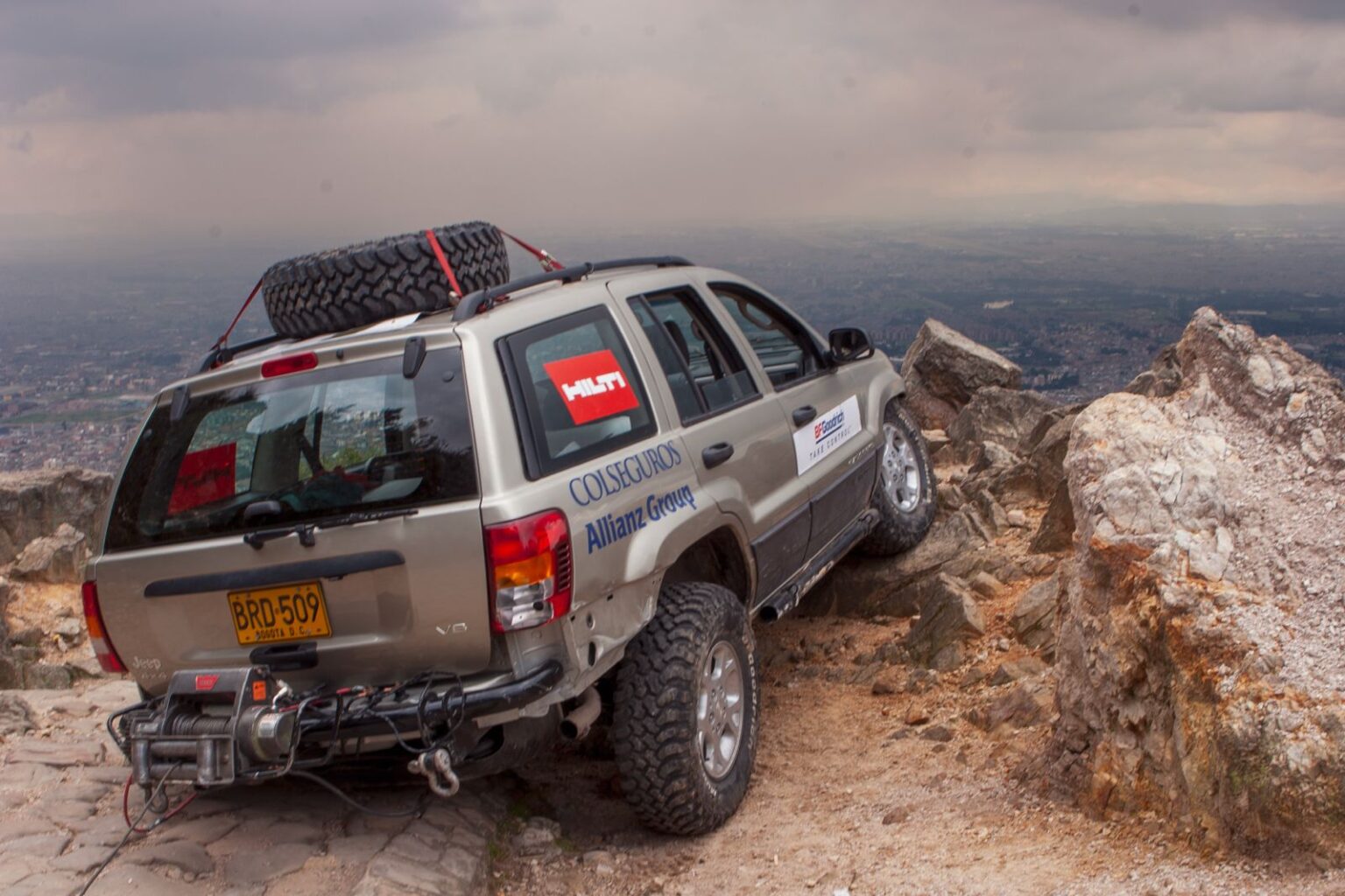 Jeep Grand Cherokee que escaló Monserrate re apareció luego de 20 años ...